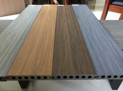 Cina Il Decking del legname di Wpc del faggio di 22mm x di 146 ha riciclato il legno composito solido all'aperto in vendita