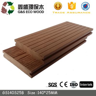 Cina 5M Outdoor Wood Polymer Decking solido di pavimentazione composito di 25MM X di 135 Wpc in vendita
