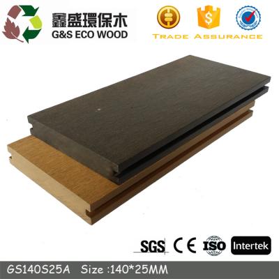 Cina 5M Outdoor Wood Polymer Decking solido di pavimentazione composito di 25MM X di 135 Wpc in vendita