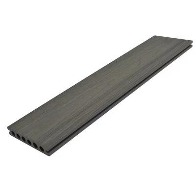 Cina Pavimentazione impermeabile uv del vinile di Wpc di Decking dell'estrusione della piscina WPC Co anti in vendita