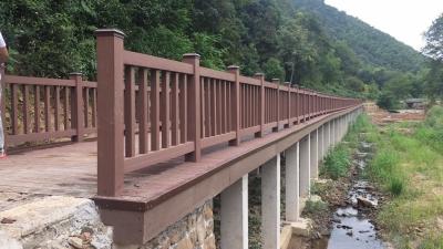 Cina L'anti corrosione Wpc del corridoio recinta la balaustra 3.6M Railing di Boards Garden Wpc in vendita
