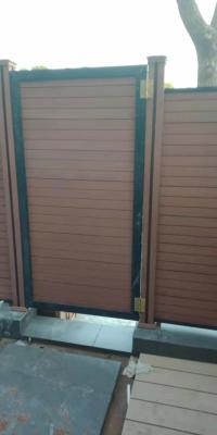 Cina Pannelli compositi di rotaia all'aperto del portone della prova UV di Panels del recinto di 150MM WPC in vendita