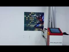 Die Wanddrucker können Fotos an der Wand drucken.