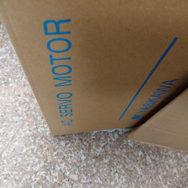 Quality Medium Inertia YASKAWA SGM7G-37APK-YR11 High Torque Servo Motor AC200V for sale