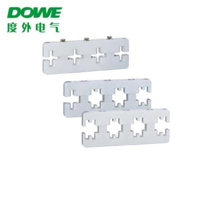 China Marco tetrafásico de los aisladores de la abrazadera de la barra de distribución del aislador D0-320L 10x80 de Yueqing DOWE DMC en venta