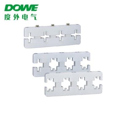 China Marco tetrafásico de los aisladores de la abrazadera de la barra de distribución del aislador D0-320L 10x80 de Yueqing DOWE DMC en venta