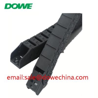 Cina 1M 15x30 PA66 Conveyor Flexible Transmission Cable Drag Chain Wire Carrier in vendita