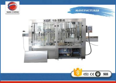 China O anúncio publicitário personalizou a auto máquina de enchimento 5KW da água 6000BPH 2500 x 1750 x 2200mm à venda