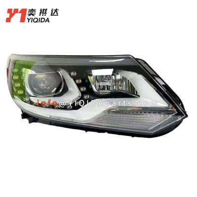 中国 ゼノンフォルクスワーゲンティグアンヘッドライト 5N1941754B 車用最明なヘッドライト 販売のため