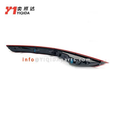 中国 4M8945702 自動車ライト バーライト 反射板 霧灯 Audi Q8 Q5 RSQ8 販売のため