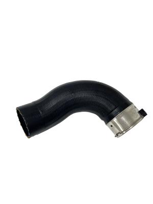 Cina 32222269 Auto Part Car Accessories Cooling Systems Intercooler Pipe For Volvo XC60 XC90 V90 CC V90 V60 S90L S90 in vendita