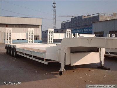 China 3 Axle 70tons Low Bed Semi Trailer with Spring Ramp Philippines 45-60 Tons Cargo Lowbed Heavy Equipment Low-Bed Truck Semi Trailer for sale
