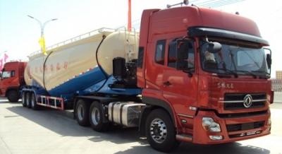 China 3 Axles 35-70m3 Bulk Cement Tank Semi Trailer for Sale 3 Axles 45m3 Silo Tanker Bulk Cement Semi Truck Trailer for sale