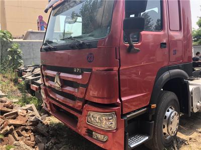 China Fast Moving Competitive Price Famous Brand Tractor Head 10 Tyres 375HP Sinotruck HOWO Used Tractor Truck 2015 Model Heavy Truck for Mining for sale