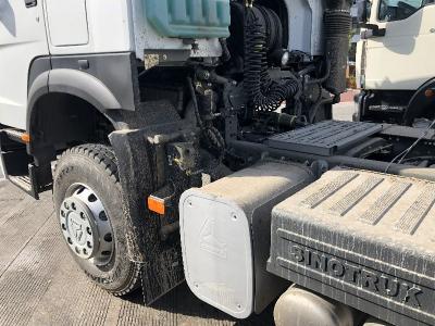 China Wholesale 25 Ton Used Heavy Duty Truck /Used Trailer Head 2016 Model 375HP 10 Wheels 6X4 HOWO Used Tractor Truck Head for Sale for sale