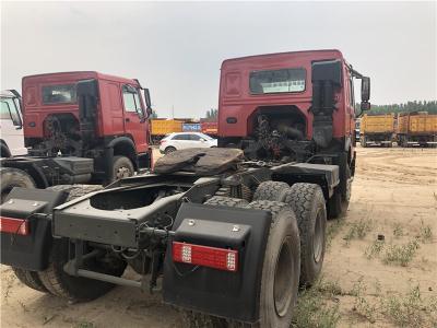 China Excellent Condition Used HOWO 6X4 CNG Tractor Head Truck 420HP Low Price for sale