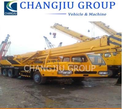 China Truck Crane Payload 100 Ton for sale