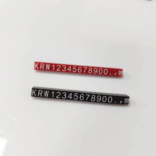 Retail display using the price tag cubes