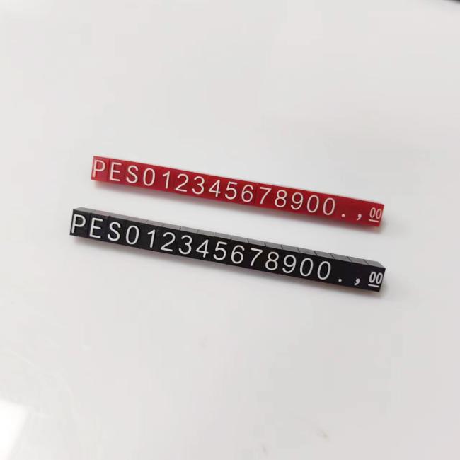 Various configurations of the price tag cubes