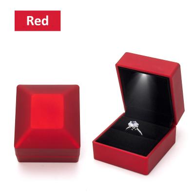 China Red Matte LED Jewelry Packaging Box Light Up Jewelry Organizer for sale