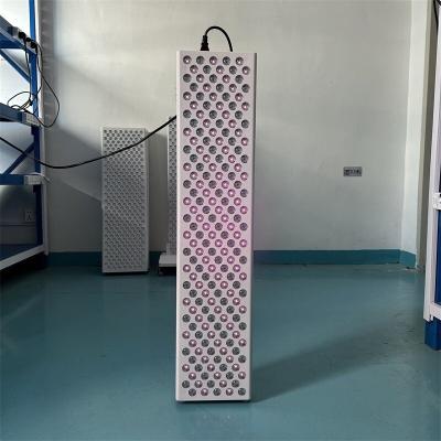 China Caratteristica della terapia Pannello di terapia di luce rossa 660nm 850nm Lunghezza d'onda per la clinica di sollievo dal dolore Home LED for sale