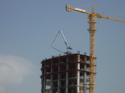 China Floor Fixed 380V Concrete Placing Boom , 28m Boom Placer Concrete Pump for sale
