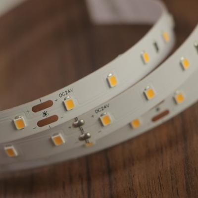 Cina ERP 2835 70LEDs per CC BIANCA 24V 4.8W/M di m. 3000K CRI90 5 anni di garanzia in vendita