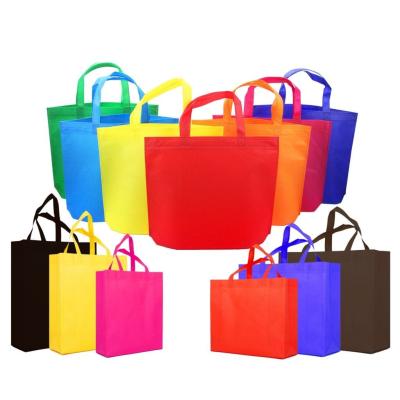 Cina L'acquisto su misura di Logo Non Woven Bag Reusable ha riciclato Tote Bags di plastica in vendita