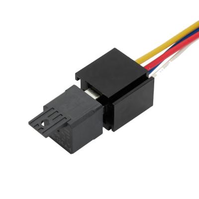 Cina Relè automatico sigillato di potere con controllo del faro del cablaggio 12v 4pin 5pin del cavo in vendita