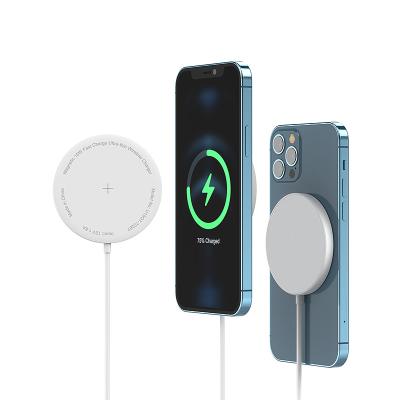 China carregador de Magsafe da U-maneira, 15W, Qi, compatível com iPhone 12, carregamento fino, magnético magro, super, rádio rápido à venda