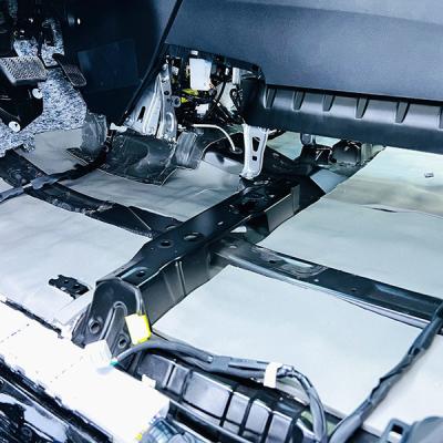 Cina Lexus LM350 di lusso Car Hood Isolazione Pad Ammorbidimento E assorbimento del suono in vendita