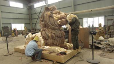 China Bronze Casting Art Lion Sculpture for Royal Decor in Garden for sale