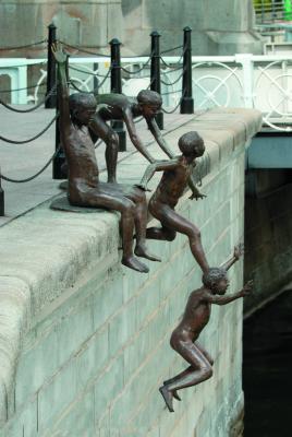 China bronze children figure statues for urban city for sale