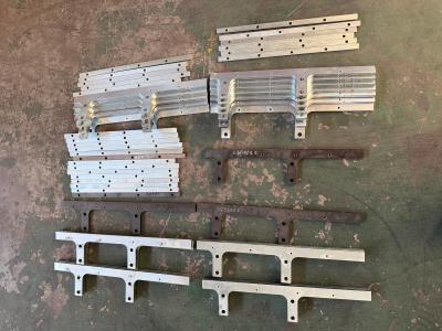 China Schraubplatten-Kit 2436327 Grundschraubplatte AB220-3TV für Ersatzteile für Asphaltpflaster zu verkaufen