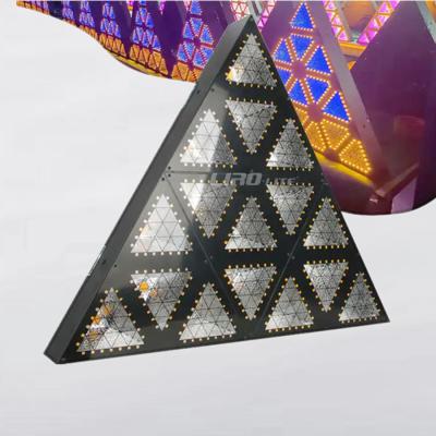 Cina DMX RGBW Triangolo Led Matrix 16x30W 576*0.3W RGB Sfondo Triangolo Effetto Luci in vendita
