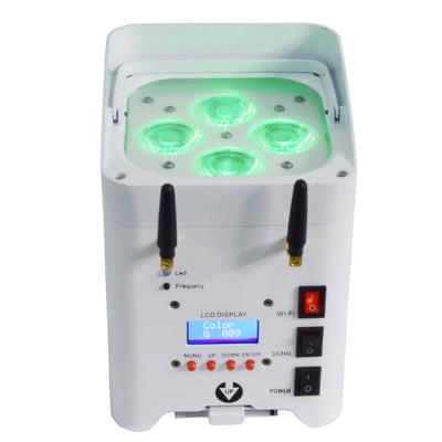 Cina 4X18W 6In1 alimentato da batteria Uplighting Par LED impermeabile IP22 in vendita