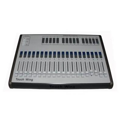 China DMX512 Tiger Touch Fader Wing Stage Iluminação Console Controle remoto à venda