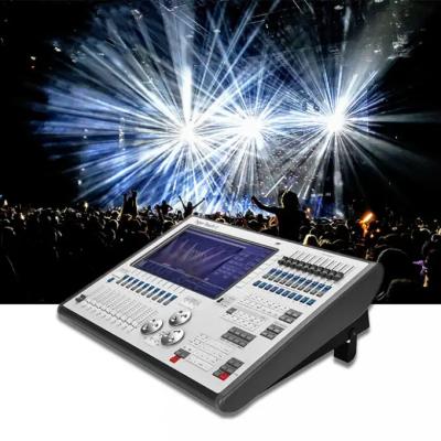 Cina Controller di illuminazione per console touch V16.0 professionale Controller di illuminazione per console touch DMX Dimmer Touch 2 I7 CPU 8g RAM Controller di illuminazione in vendita