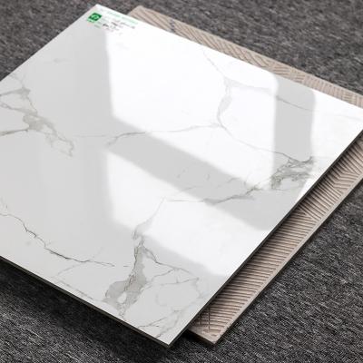 Cina La piastrella per pavimento 600x600 della porcellana ha lucidato la progettazione di marmo bianca di superficie lustrata di sguardo di Carrara in vendita