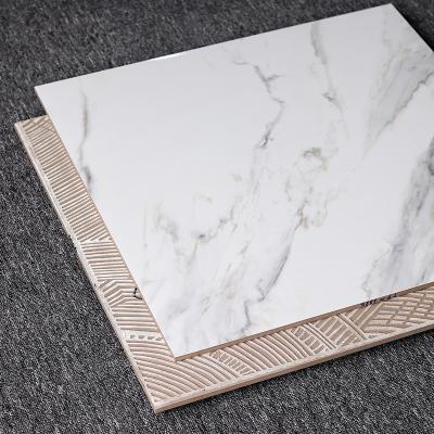 Cina piastrella di ceramica lustrata vetrificata bianca di 60x60 Carrara per il pavimento in vendita