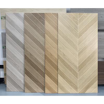 Cina piastrelle di ceramica di legno Matte Glazed Surface Finish del grano 60x120 in vendita
