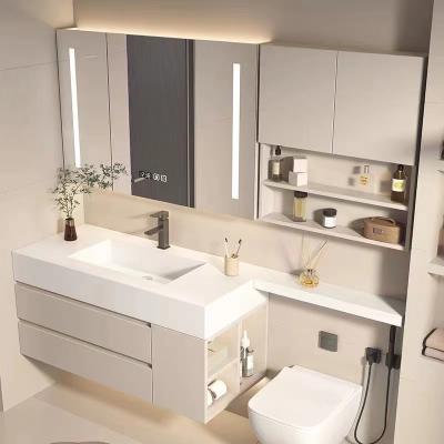 China Gabinete de tocador de baño reflejado estilo crema de mantequilla con lavabo de empalme sin costuras en venta