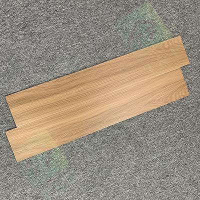 Cina Imiti la struttura di legno solida diritto orla l'ente che completo la porcellana piastrella resistente all'uso in vendita