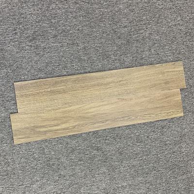 Cina Mattonelle di legno d'imitazione dell'anti di slittamento quercia di superficie ruvida 150*900mm per il salone in vendita