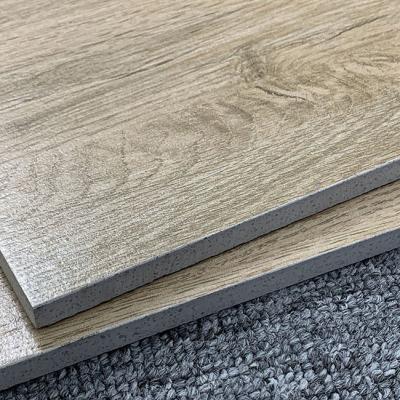 Cina Matte Finished Acid Resistant Straight orla 150*900mm imita le mattonelle di legno solide di struttura in vendita