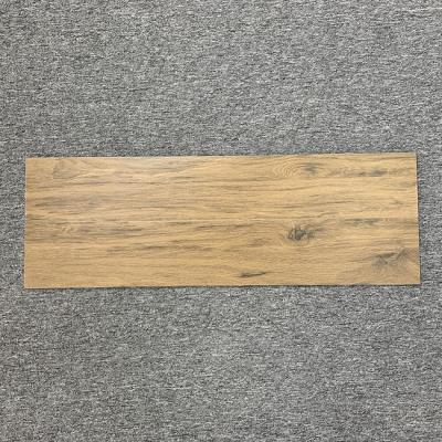 Cina Le piastrelle per pavimento di legno moderne di legno solide d'imitazione del grano dell'ente completo di struttura non slittano in vendita