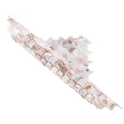Cina Il fan modella le mattonelle madreperlacee naturali della parete di Shell White Pattern Mosaic Tile Backsplash in vendita