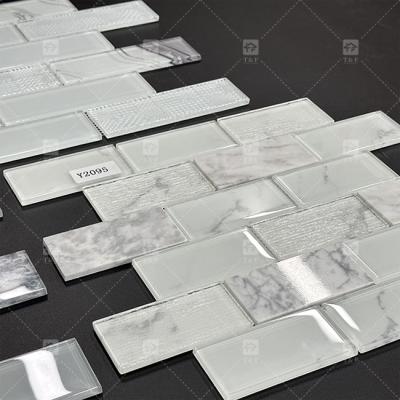 Cina Modello contemporaneo Piastrelle di vetro rettangolari di mosaico per bagno AAAA in vendita