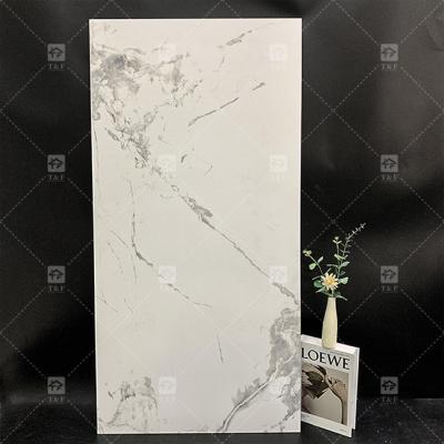 Cina Marmo Look Carrelaggio Bianco Porcellano Rusitc lucidato Porcellana Piastrelle di pavimento in ceramica in vendita