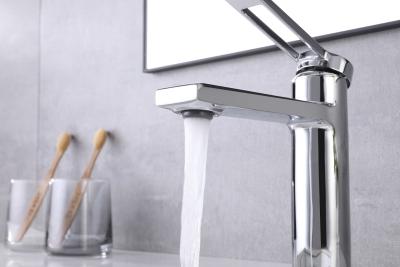 Cina Rivestimento d'ottone brillante di Cromo del bacino del miscelatore caldo e freddo degli articoli sanitari in vendita